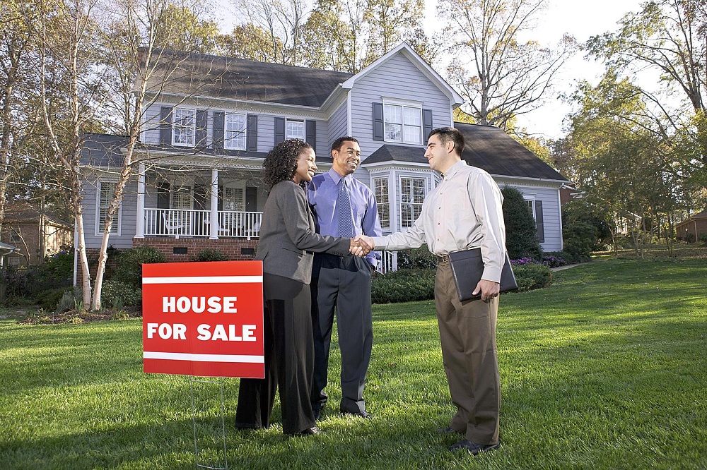 How to Prepare for a Consultation with a Phoenix Real Estate Attorney